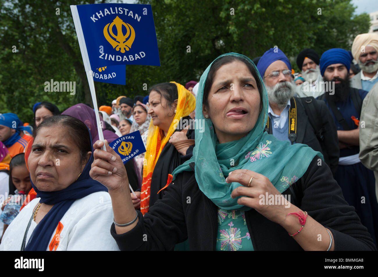 Sikh women at rally over 1984 massacres in India & calling for ...
