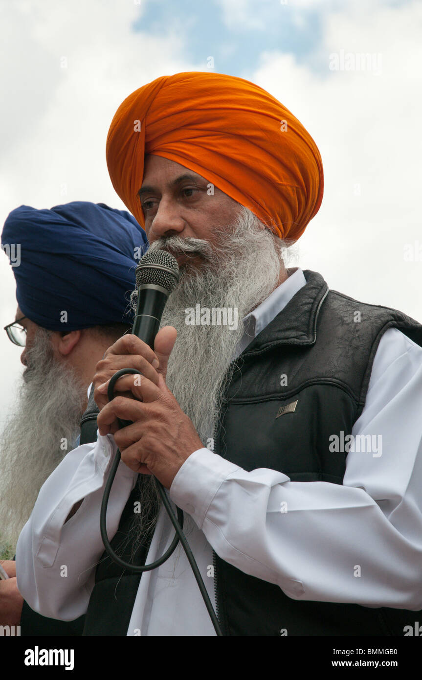 Sikh speaks at rally over 1984 massacres in India & calls for an ...