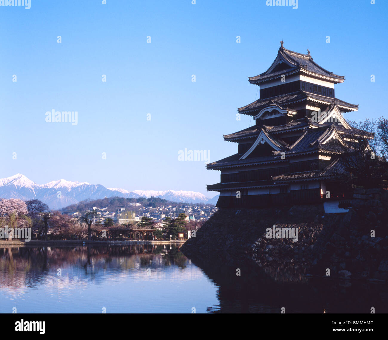 Matsumoto castle matsumoto japan hi-res stock photography and images ...