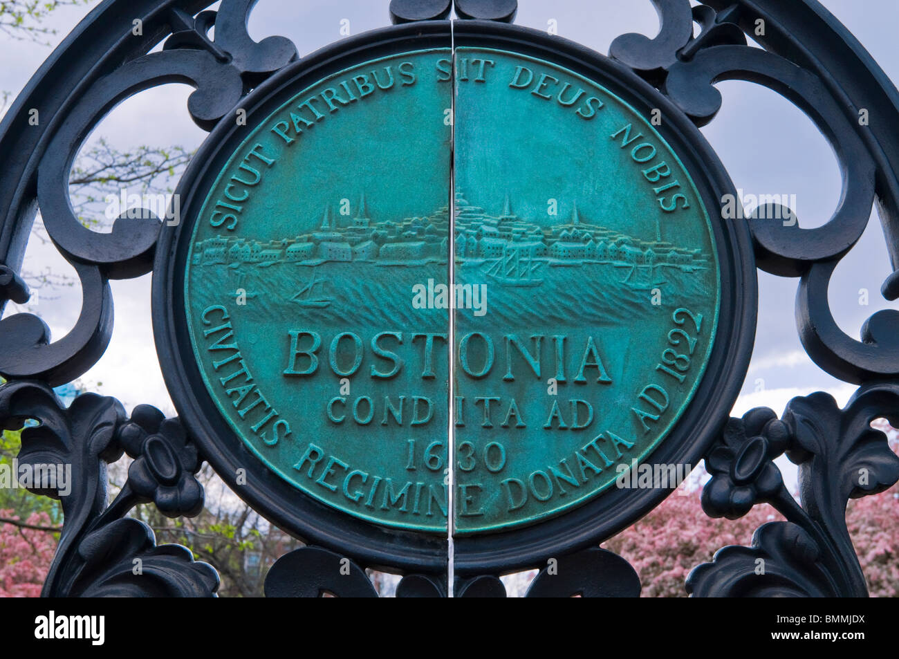 Boston park gate hi-res stock photography and images - Alamy