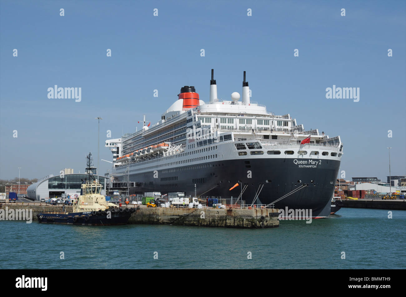 RMS Queen Mary 2 of the Cunard fleet moored at Southampton Docks ...