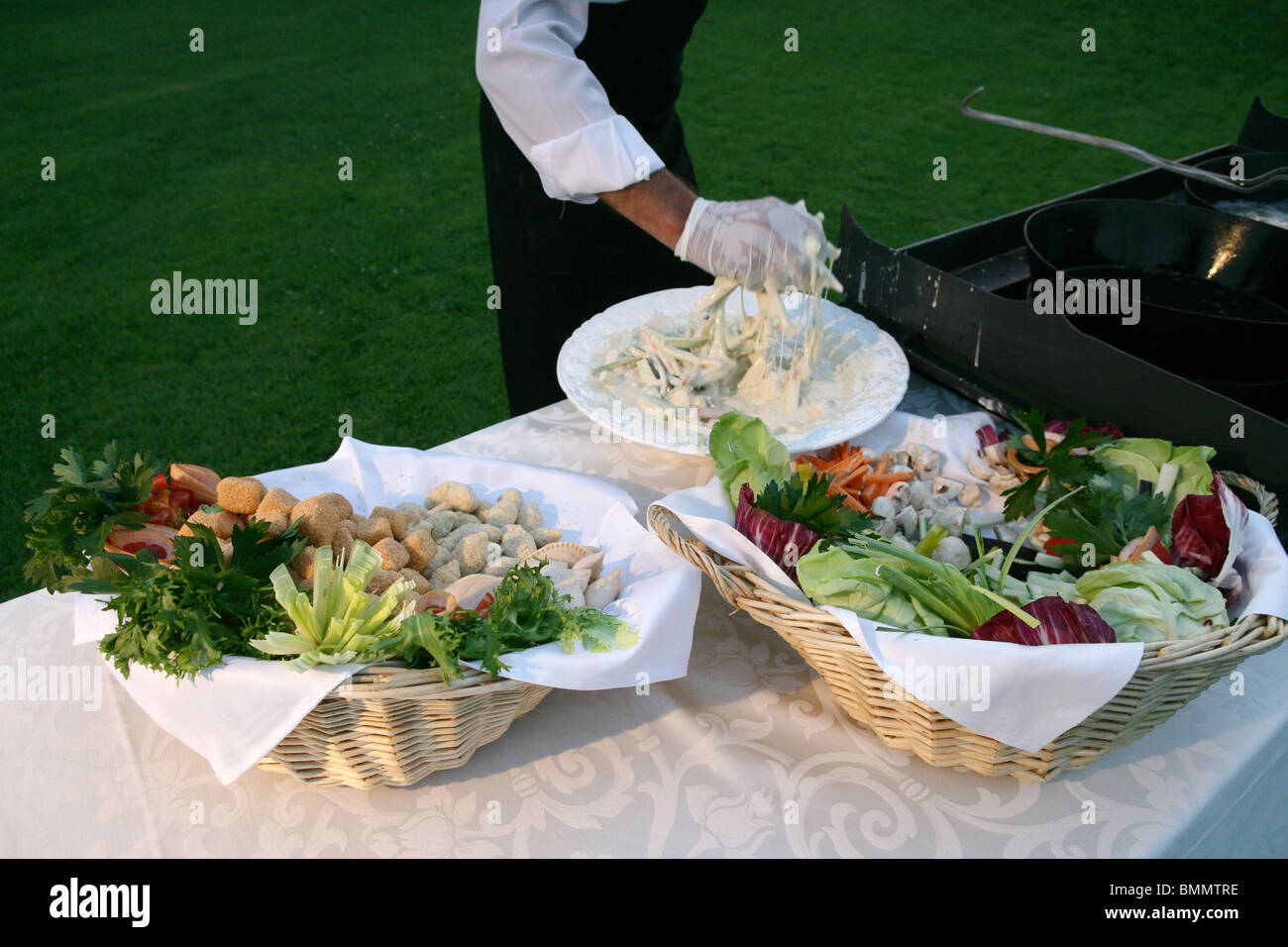 Chef cooking vegetables food in Rome Italy Stock Photo - Alamy