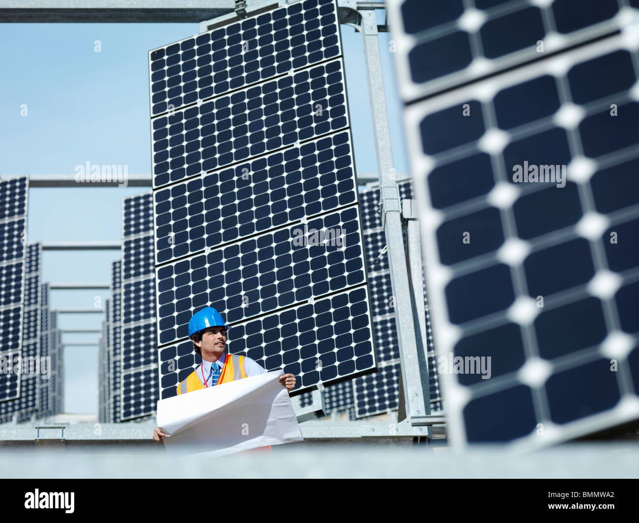 Solar power station hi-res stock photography and images - Alamy
