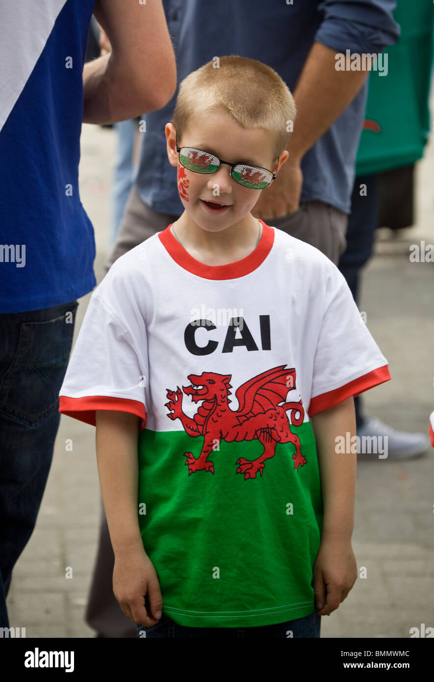 Welsh rugby fan hi-res stock photography and images - Alamy