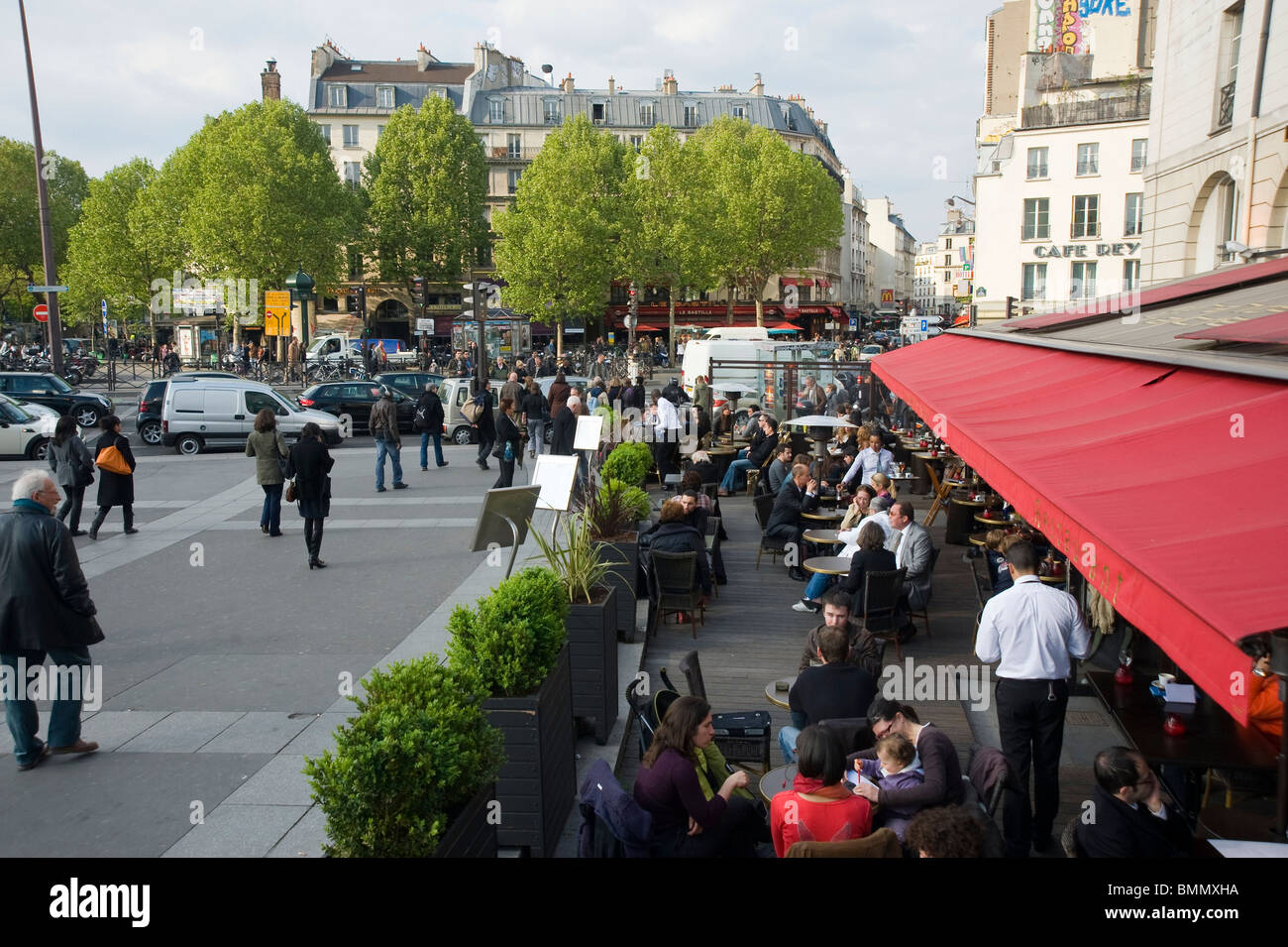 Paris 75011 hi-res stock photography and images - Alamy