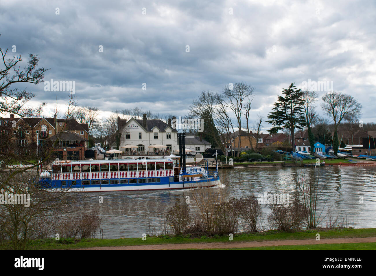 New Southern Belle Cruise boat on River Thames, Surrey, UK Stock Photo ...