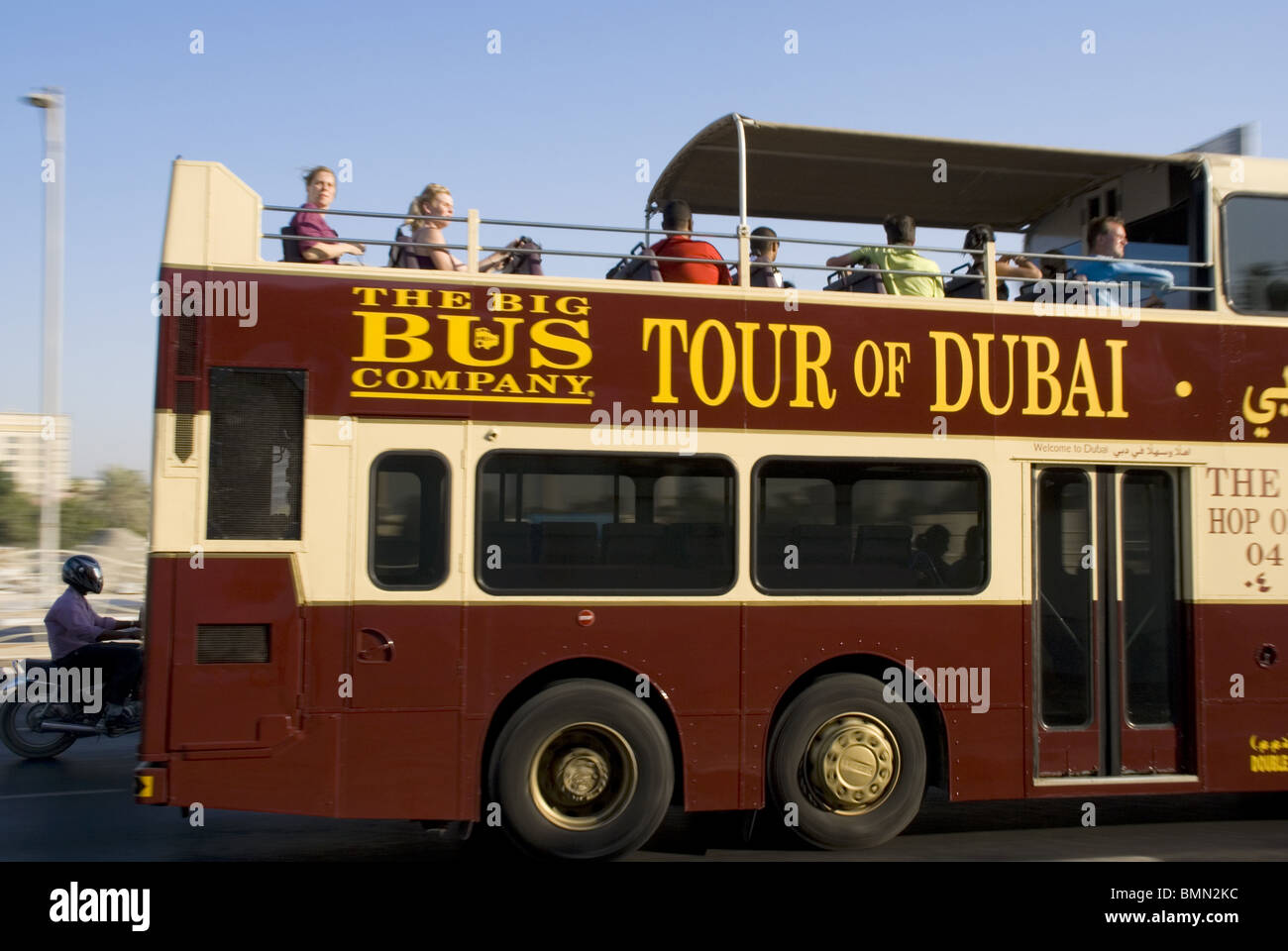 Dubai, Tour Bus Stock Photo - Alamy