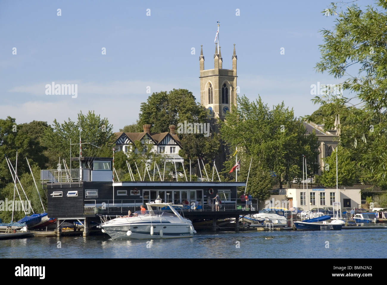 Surrey churches hi-res stock photography and images - Alamy