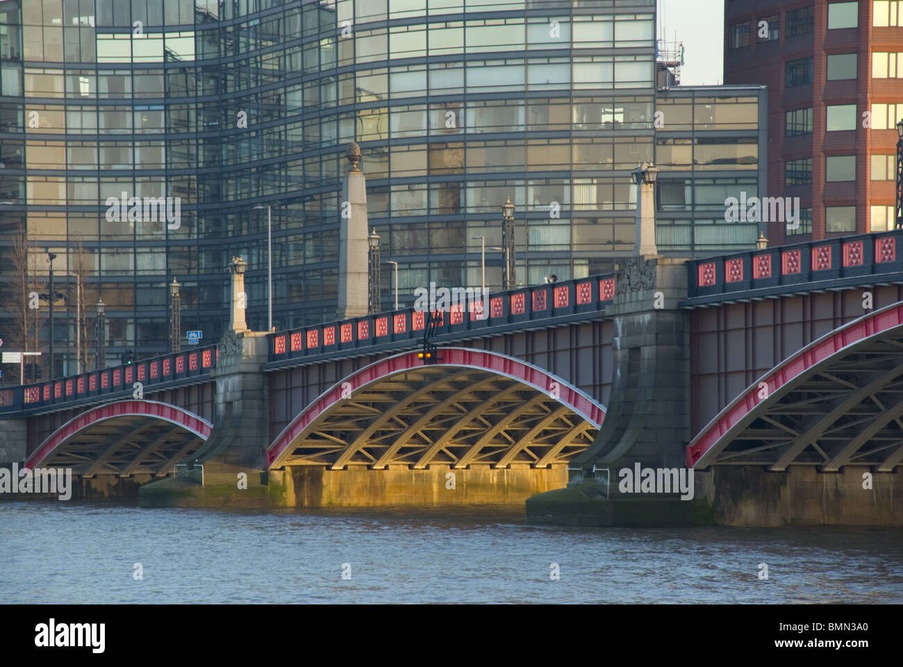 London, Lambeth Bridge & Offices Stock Photo - Alamy