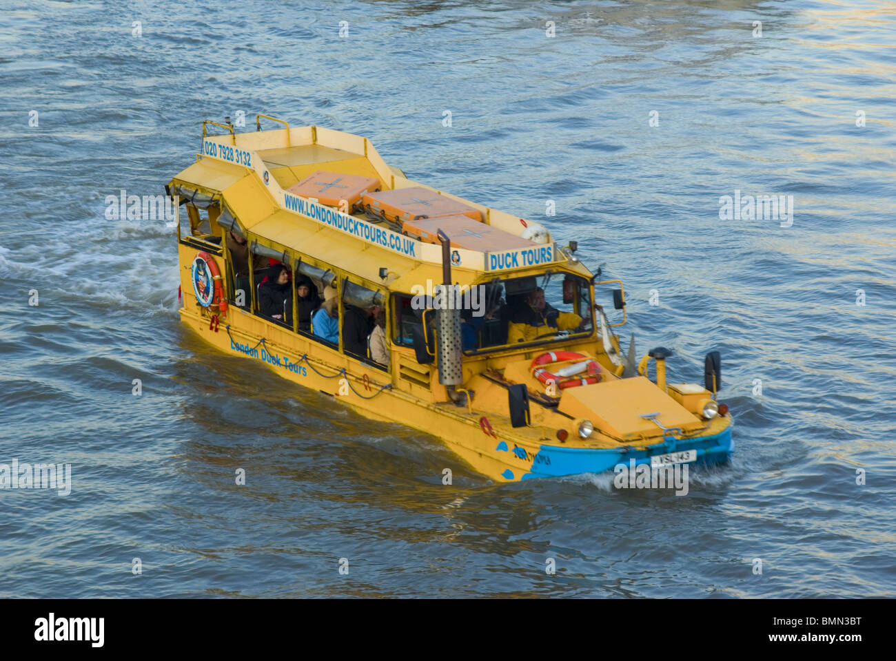 Transport duck hi-res stock photography and images - Alamy