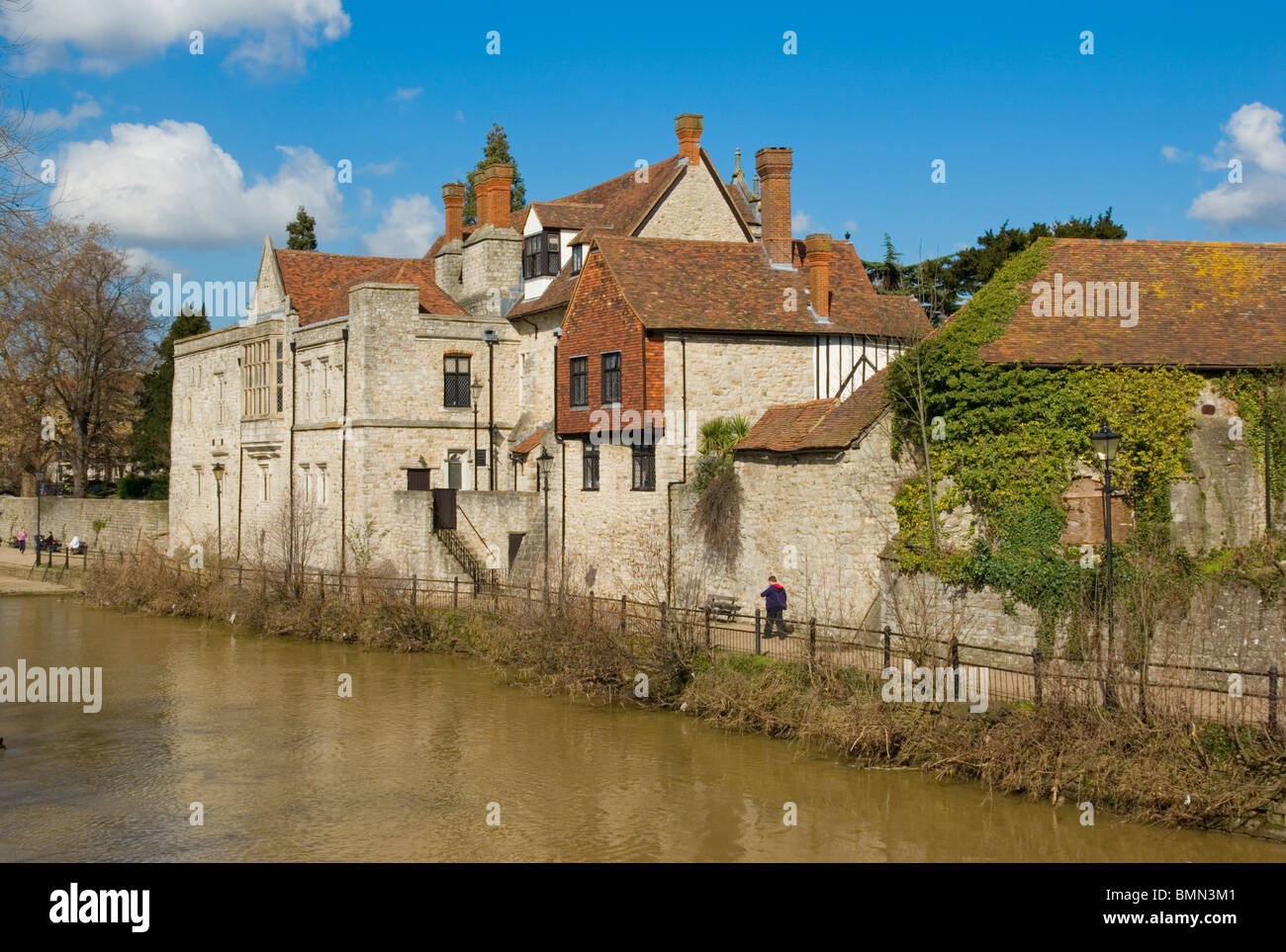 Maidstone, Bishops Palace, Historic Building Stock Photo - Alamy