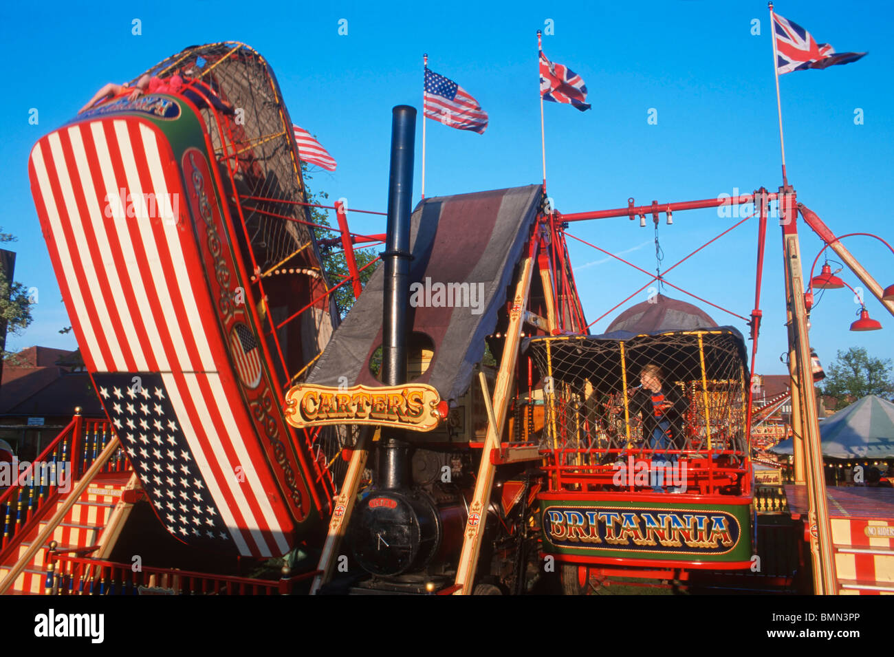 Fairground funfair hi-res stock photography and images - Alamy