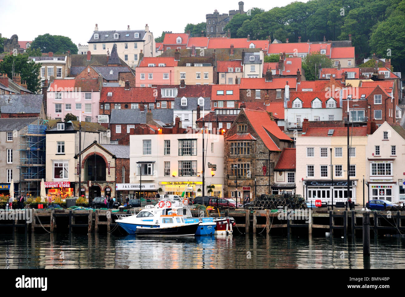 Scarborough Harbour Yorkshire England Stock Photo - Alamy