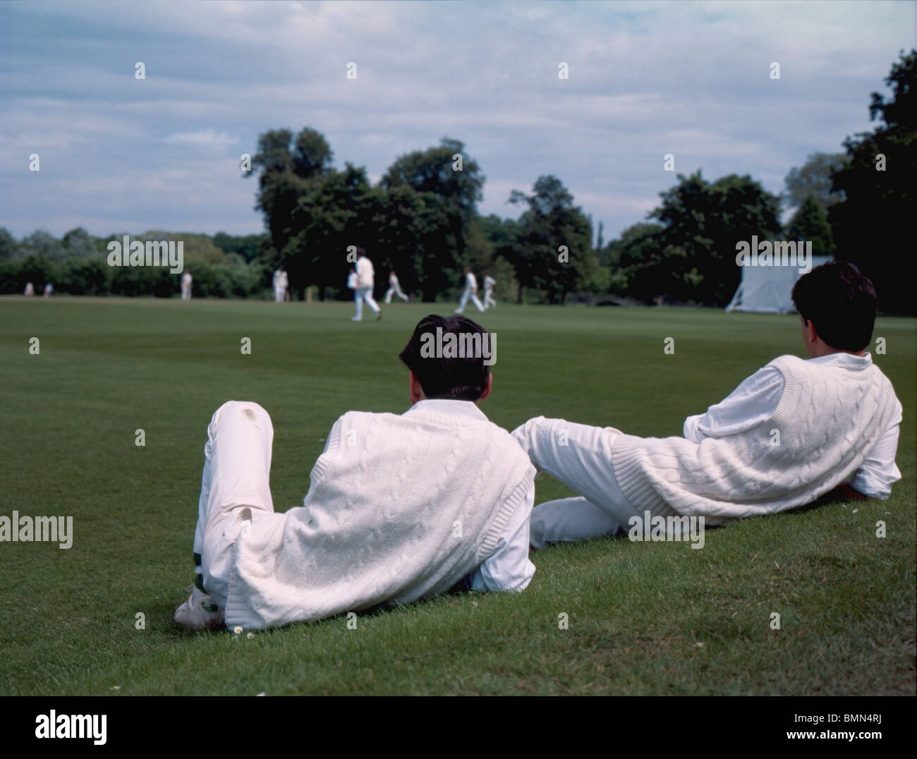 Cricketers playing hi-res stock photography and images - Alamy