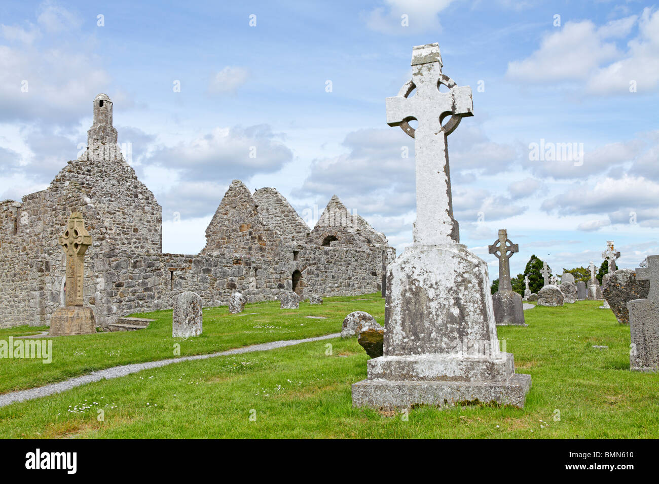 Clonmacnoise co offaly ireland hi-res stock photography and images - Alamy