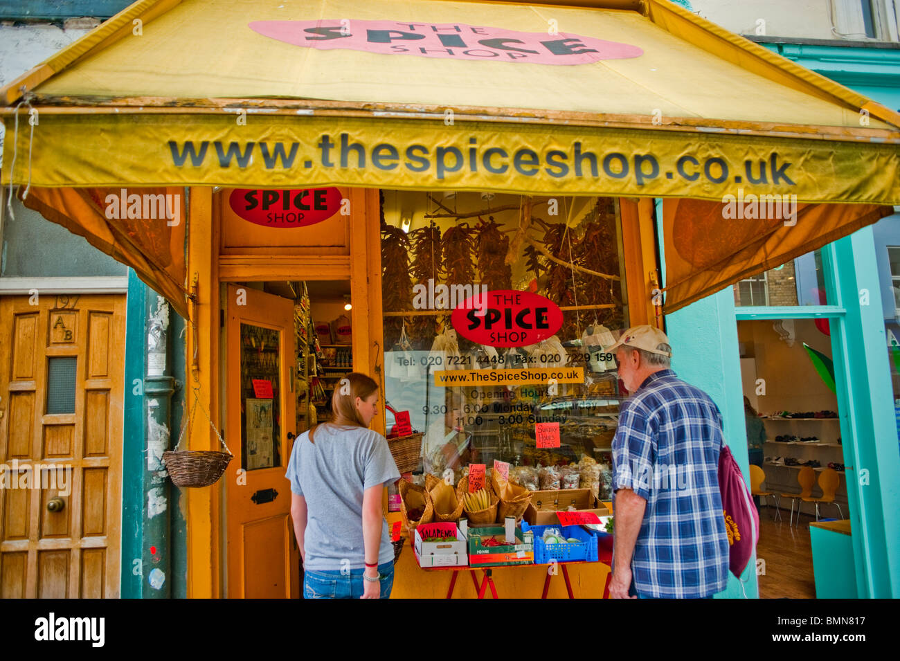 London, England, UK, people Shopping at "The Spice Shop", on Portobello ...