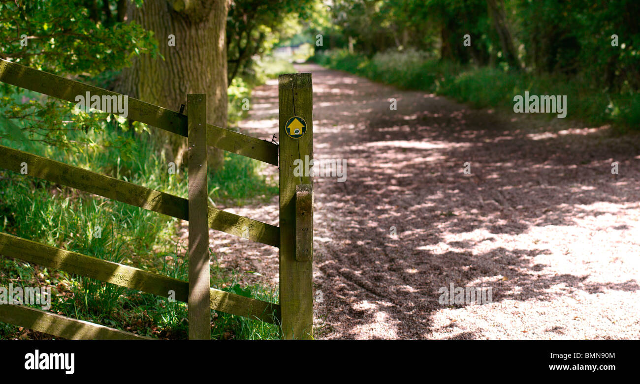 A gate on a footpath Stock Photo - Alamy