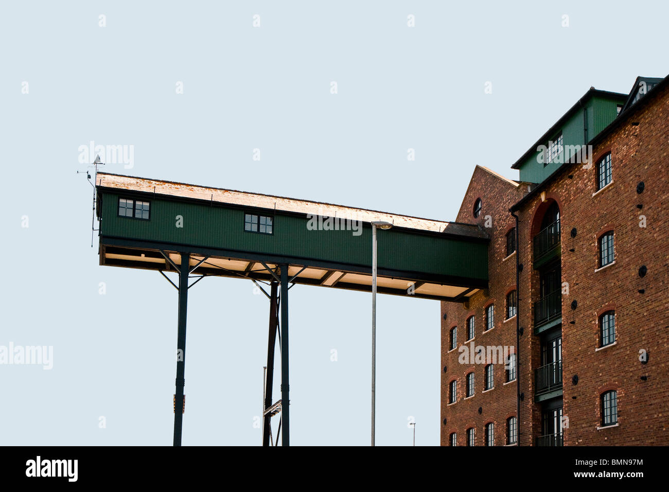 Suspended structure hi-res stock photography and images - Alamy