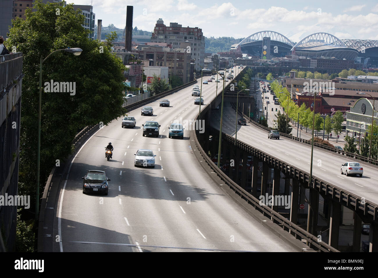 Alaskan Way Viaduct - Seattle, Washington - Looking south towards the ...