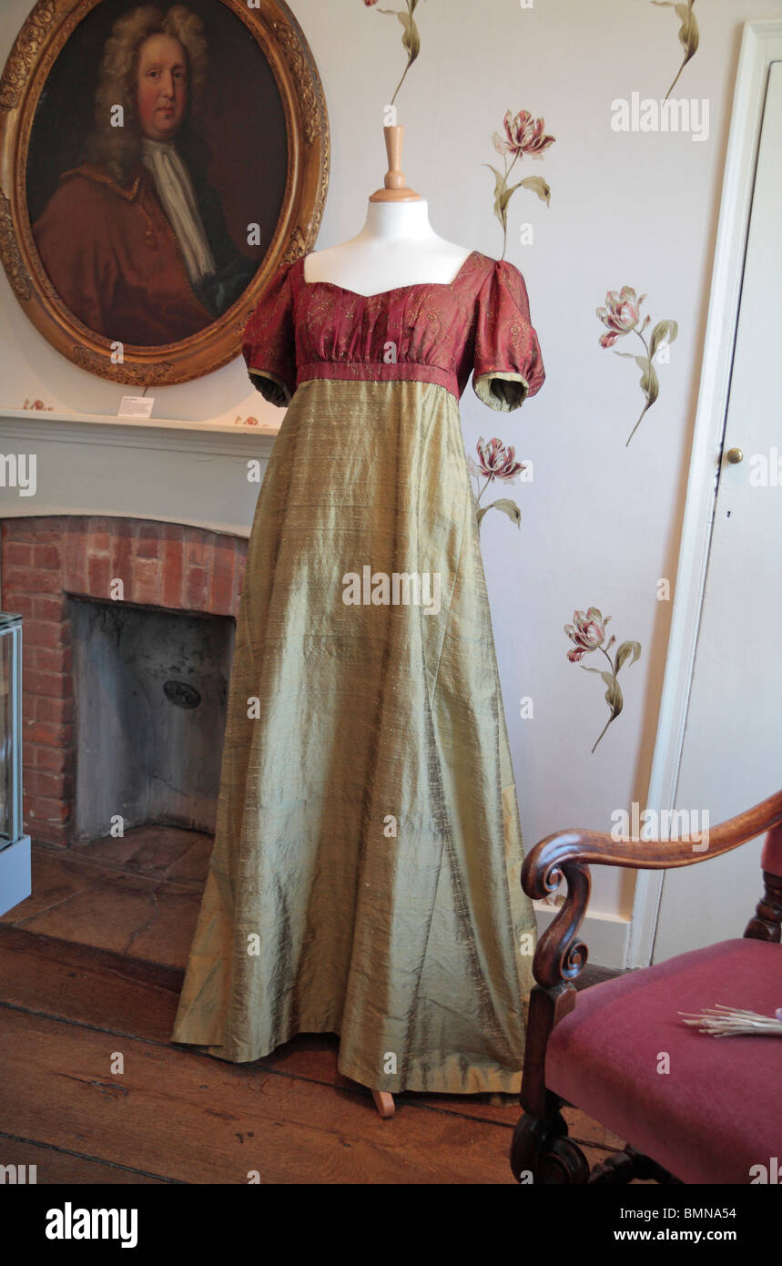 Period dress hi-res stock photography and images - Alamy