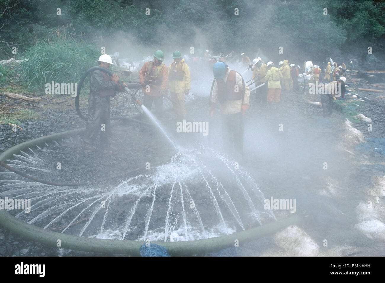 Exxon valdez oil spill environment hi-res stock photography and images ...