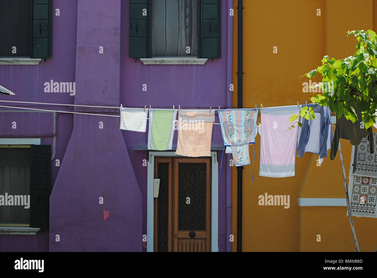 Colorful houses italy hi-res stock photography and images - Alamy