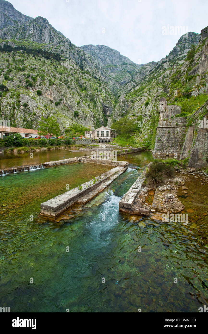 Short river hi-res stock photography and images - Alamy