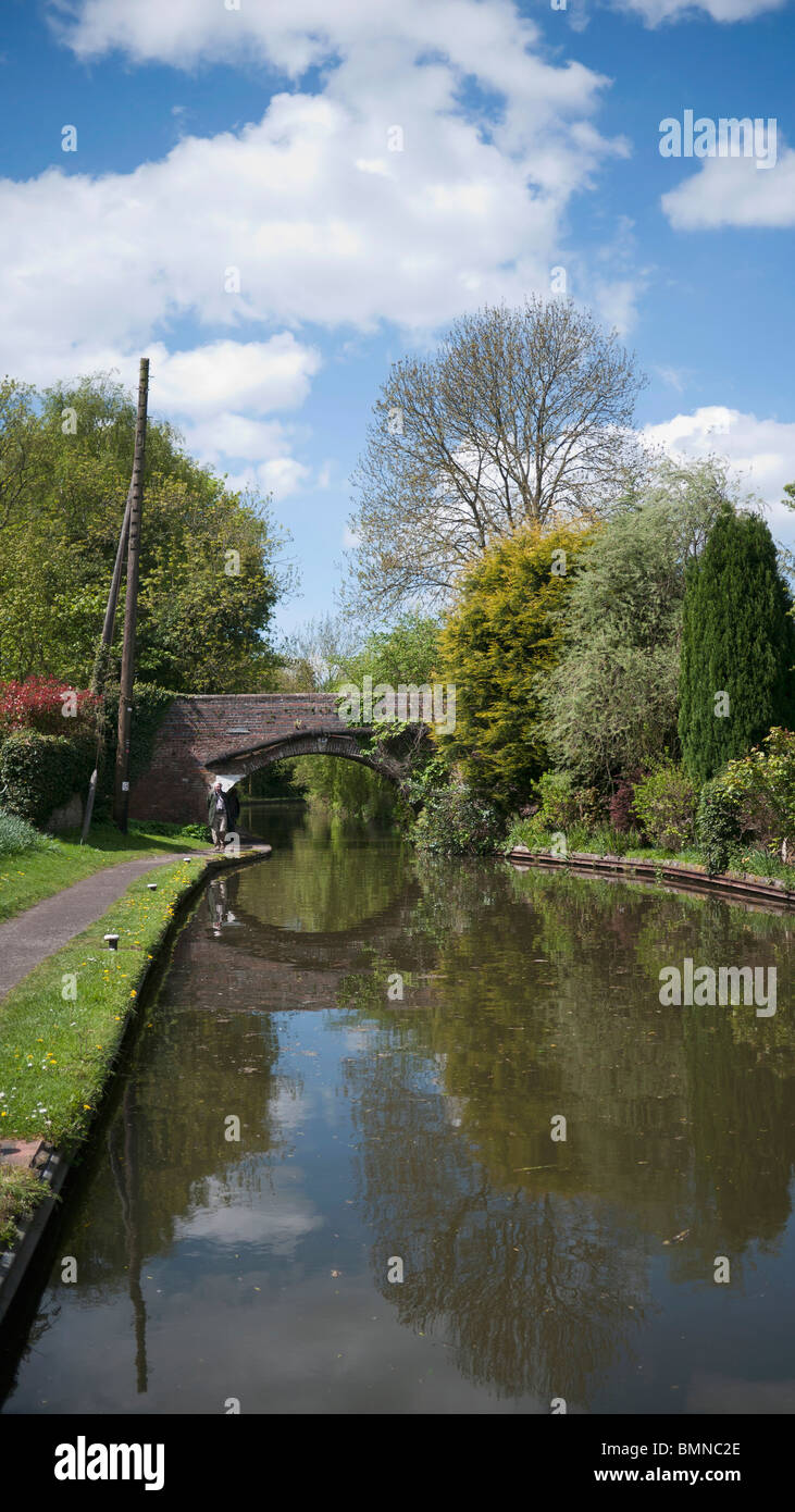 stratford upon avon canal lapworth flight of locks warwickshire ...