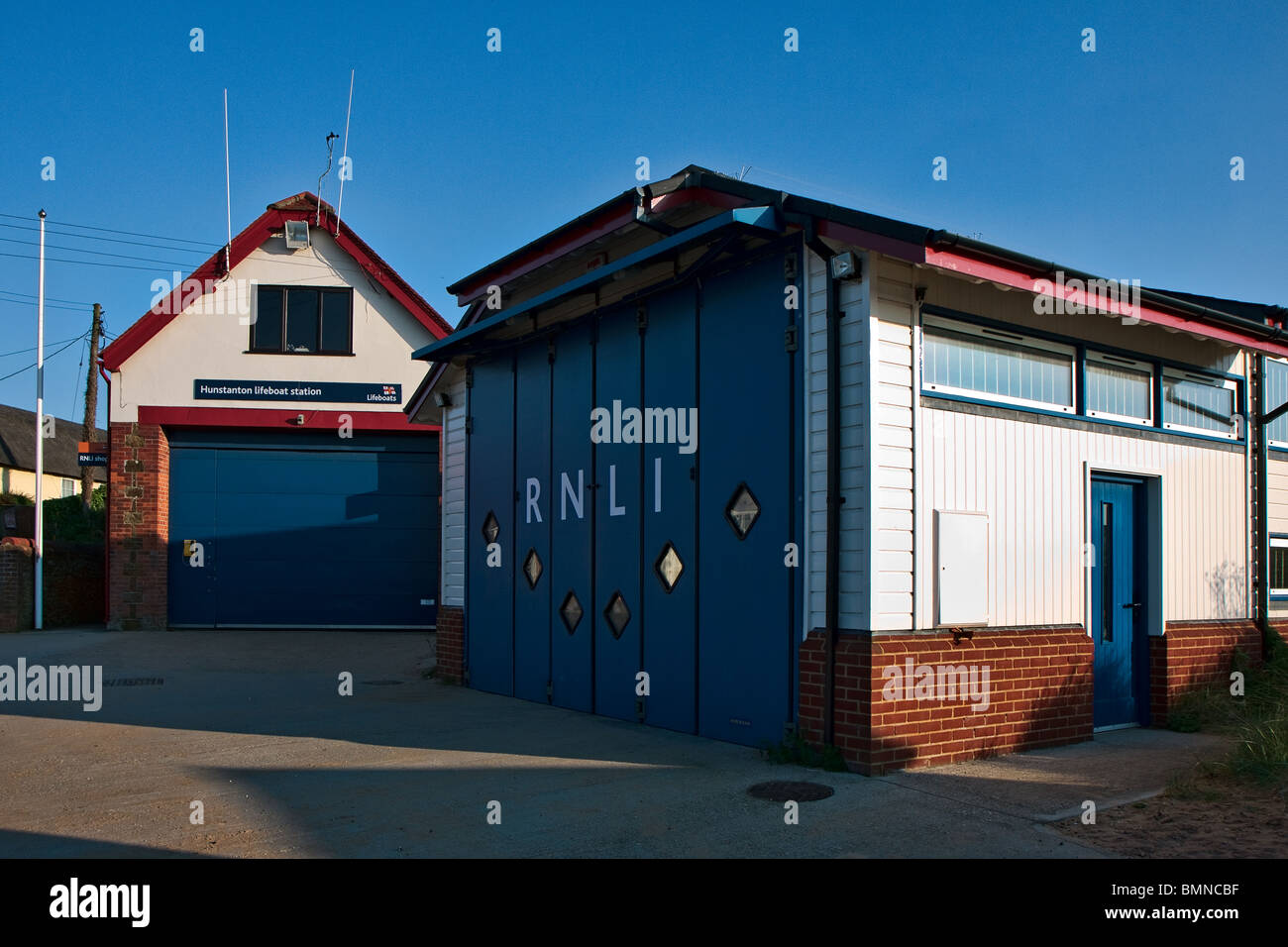 Hunstanton lifeboat station hi-res stock photography and images - Alamy
