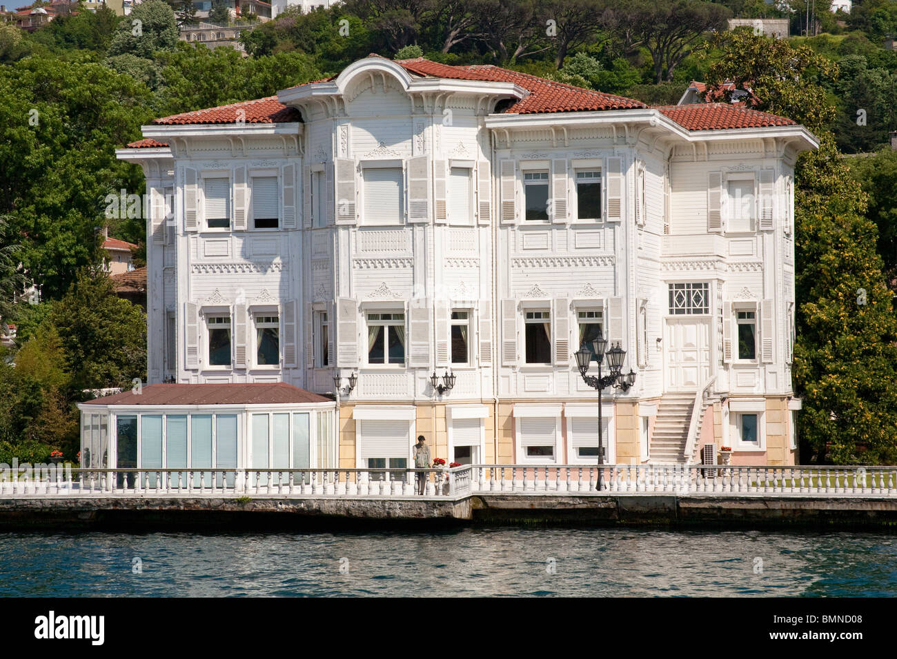 Yagci Sefik Bey Yali, beside the Bosphorus, Istanbul, Turkey Stock ...