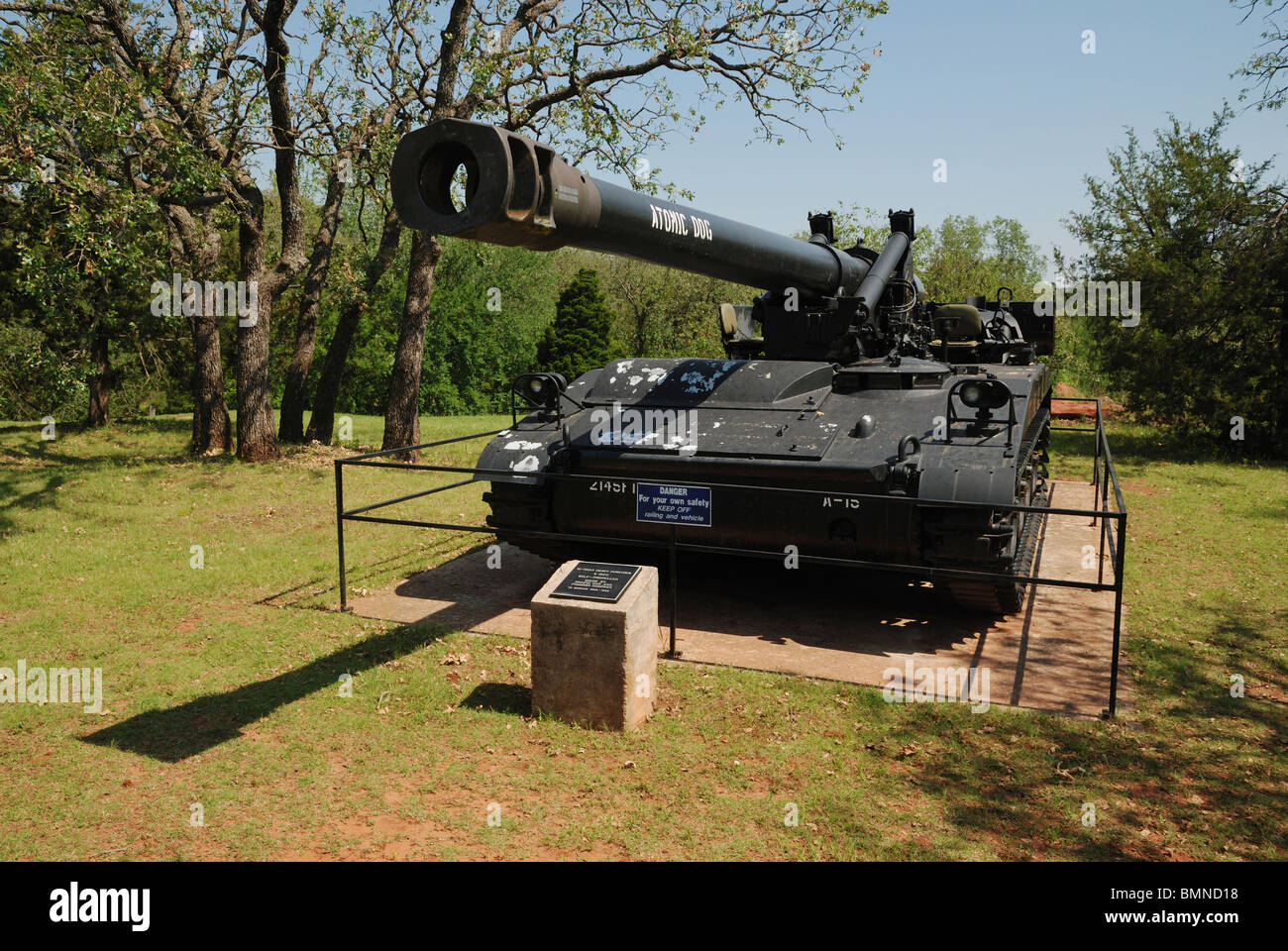 Howitzer 8 inch hi-res stock photography and images - Alamy