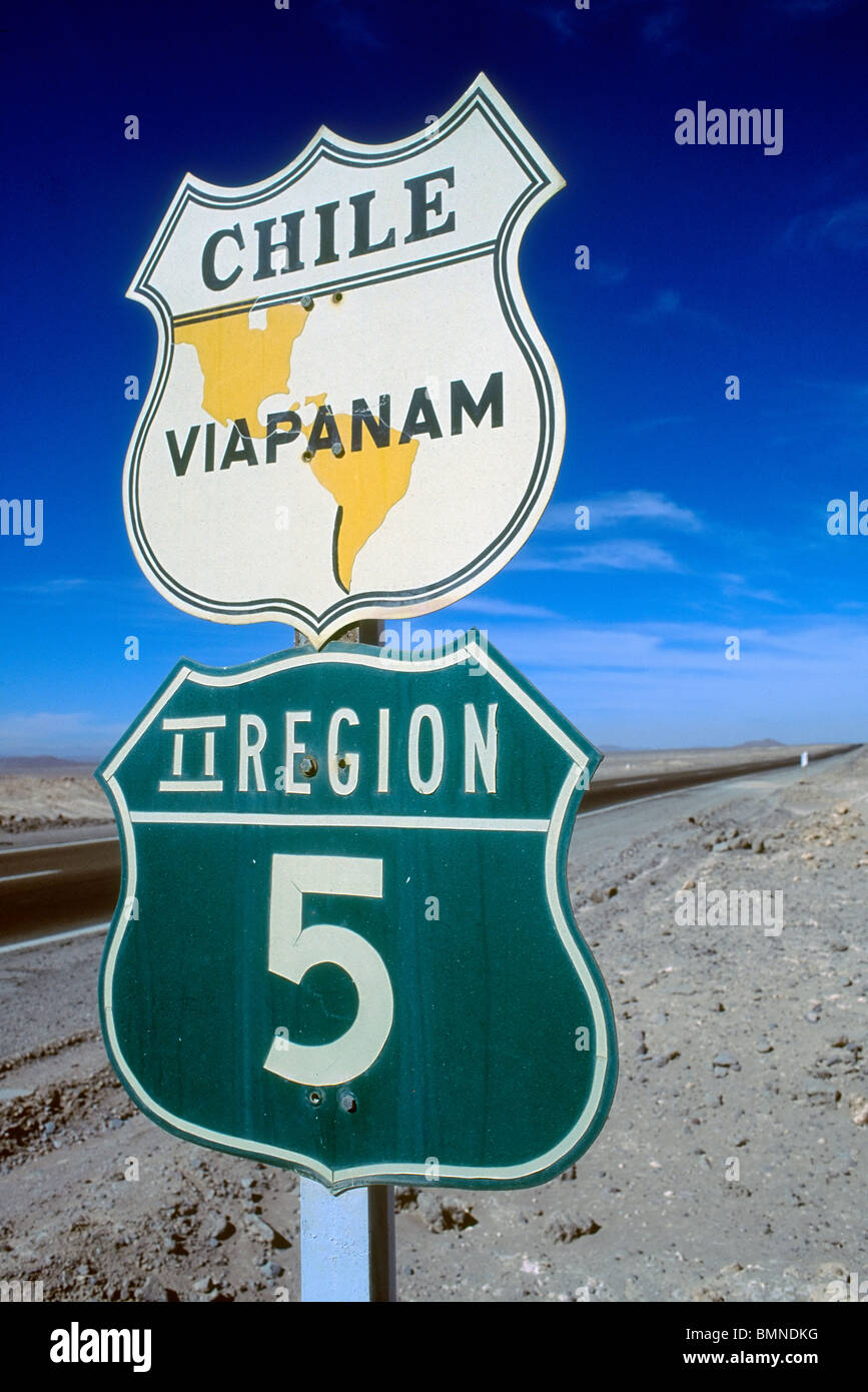 Road sign Pan American Highway Chile Stock Photo - Alamy
