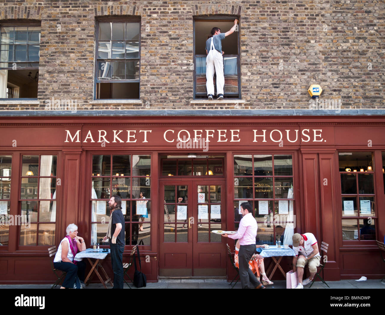 Spitalfields market hi-res stock photography and images - Alamy