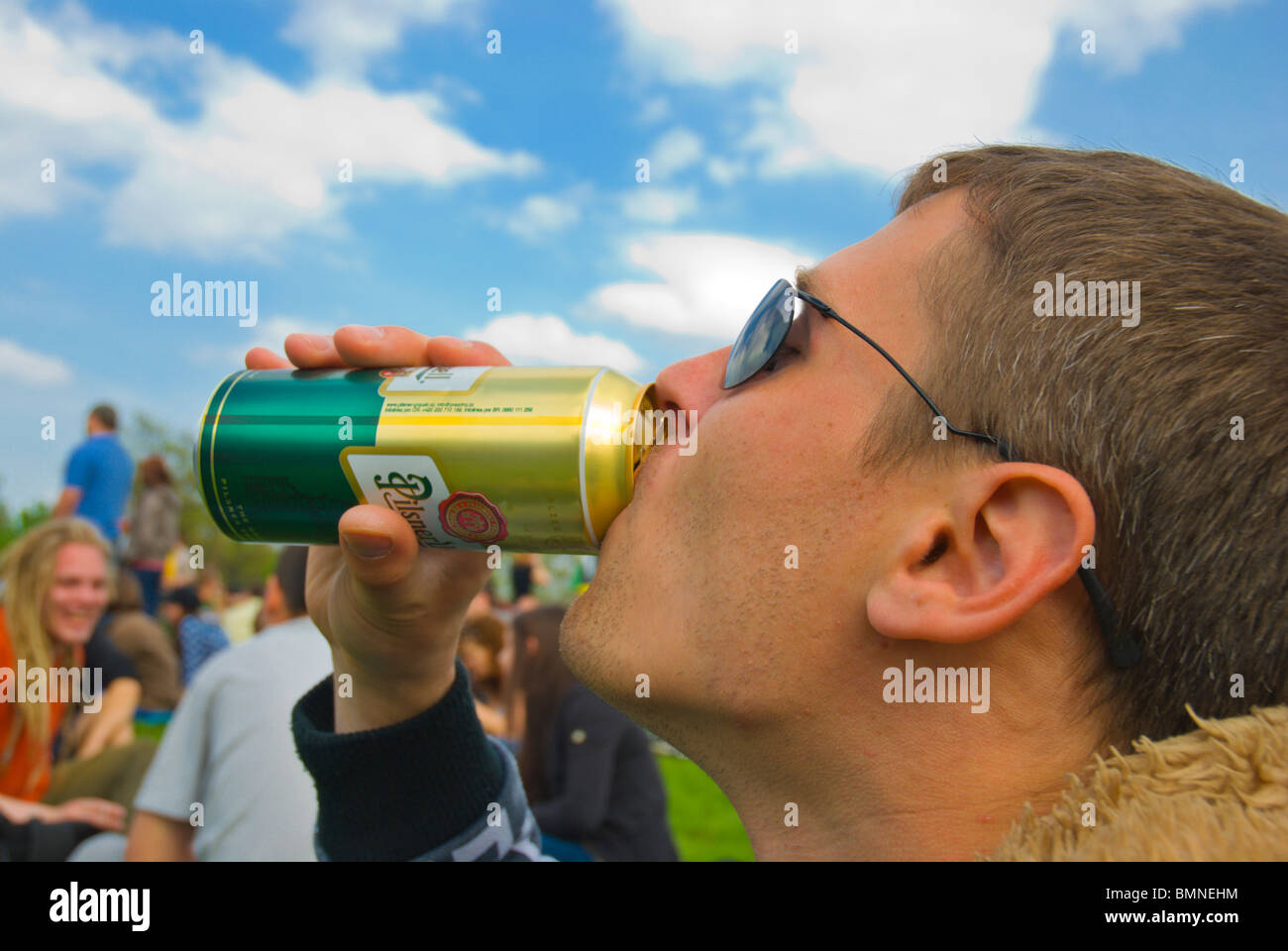 Man drinking can of beer hi-res stock photography and images - Alamy