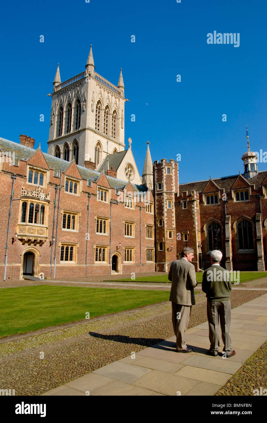 Cambridge, St John's College Courtyard Stock Photo - Alamy