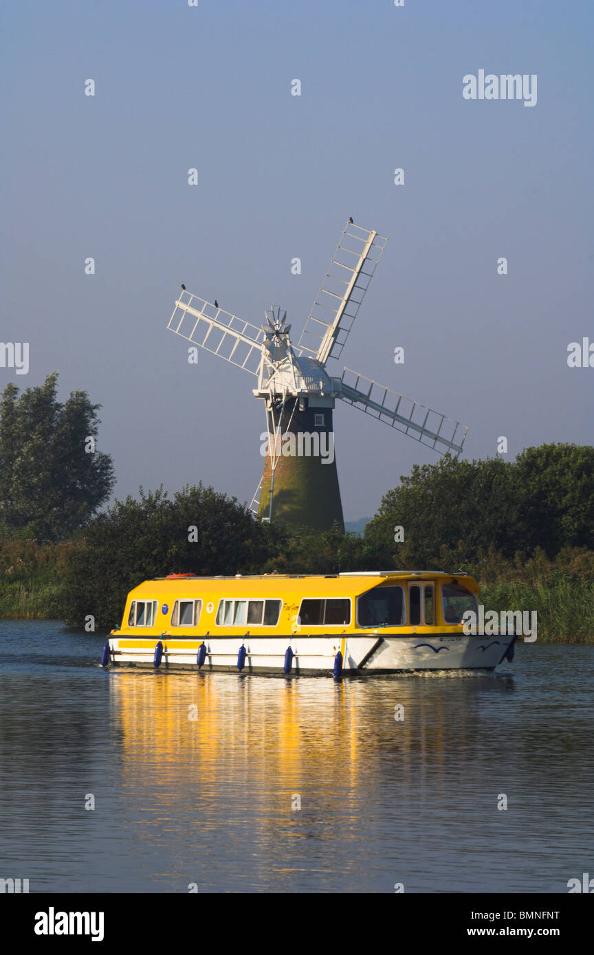 River Thurne, Broad Windmill Stock Photo - Alamy