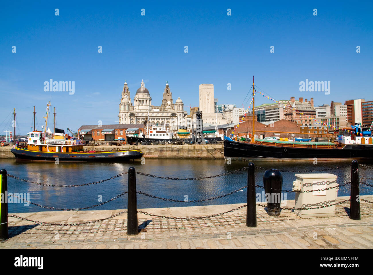 Liverpool, Merseyside Docks Skyline Stock Photo - Alamy