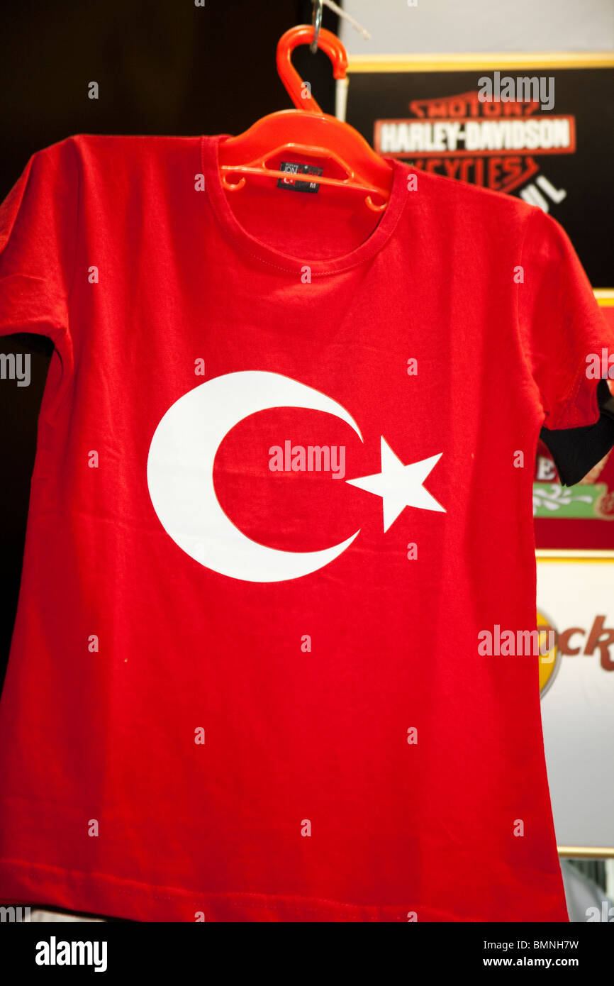 Turkish souvenirs sale on market hi-res stock photography and images ...