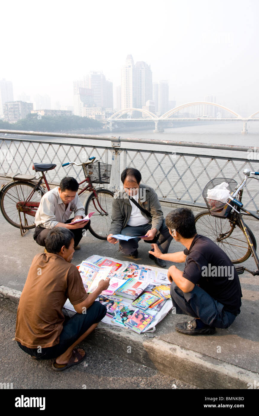 China Guangzhou Canton Haizu Bridge Stock Photo - Alamy