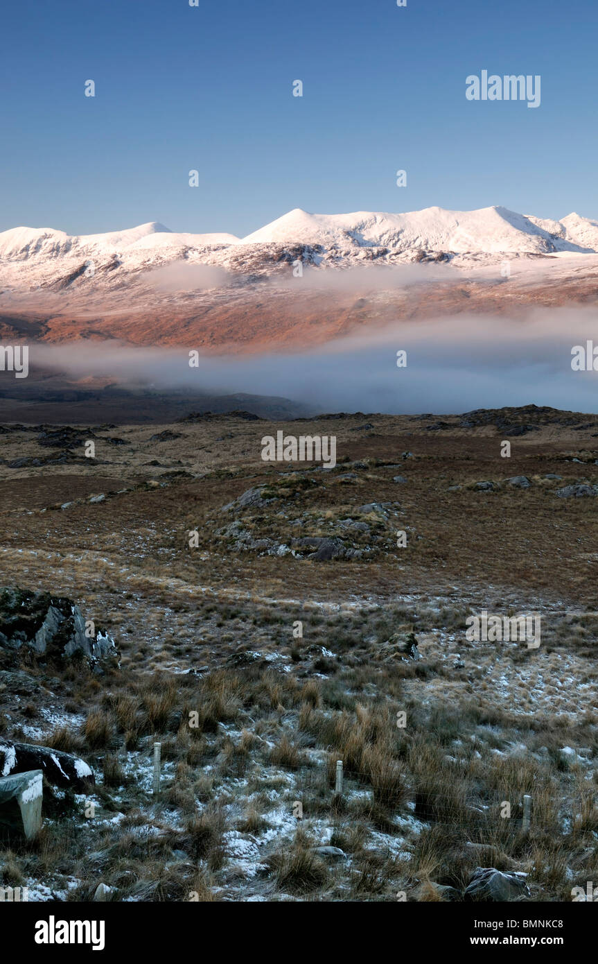 mcgillycuddy reeks killarney kerry ireland snow cover covered mountains ...
