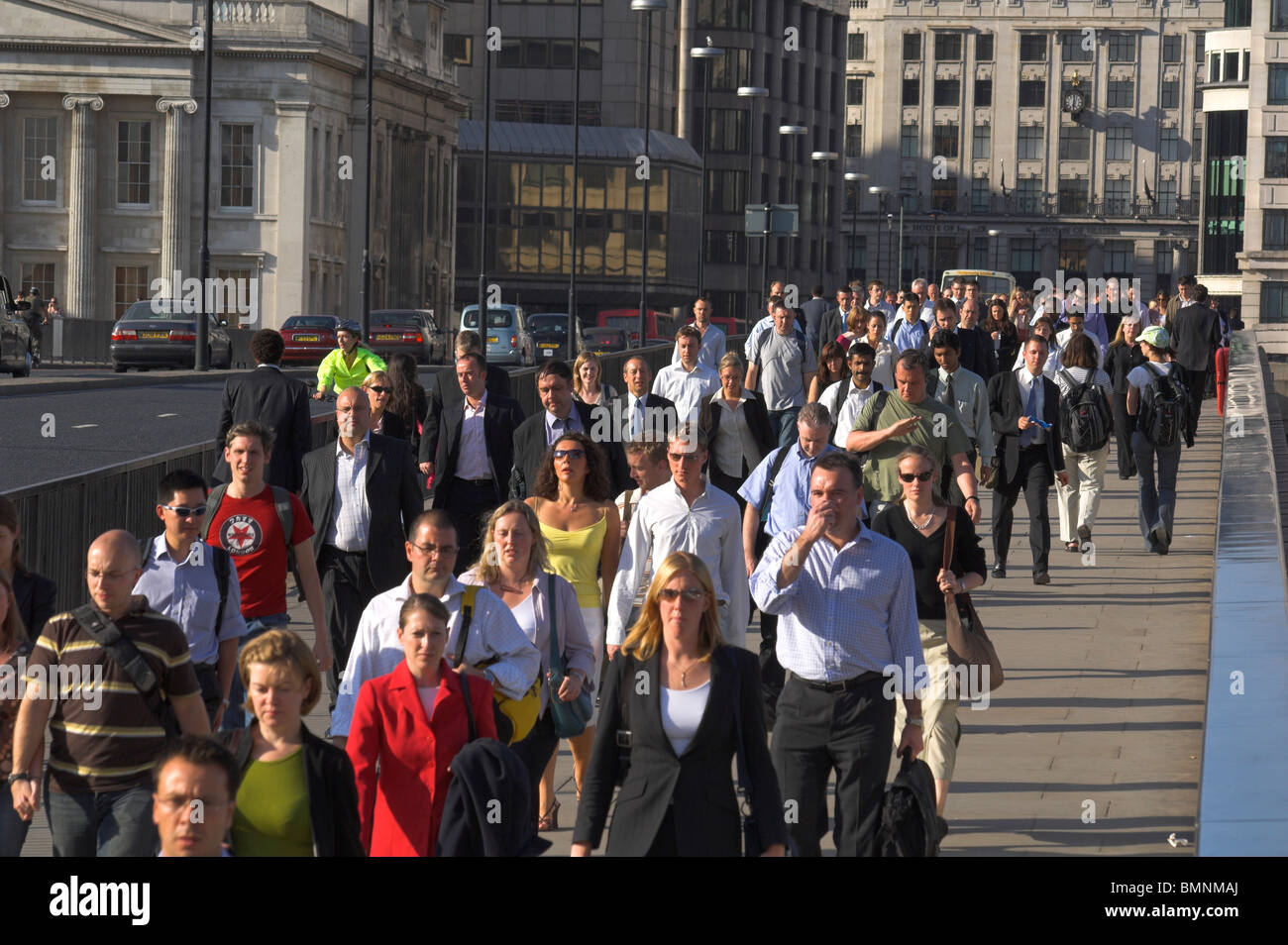 London, Commuters On London Bridge Stock Photo - Alamy