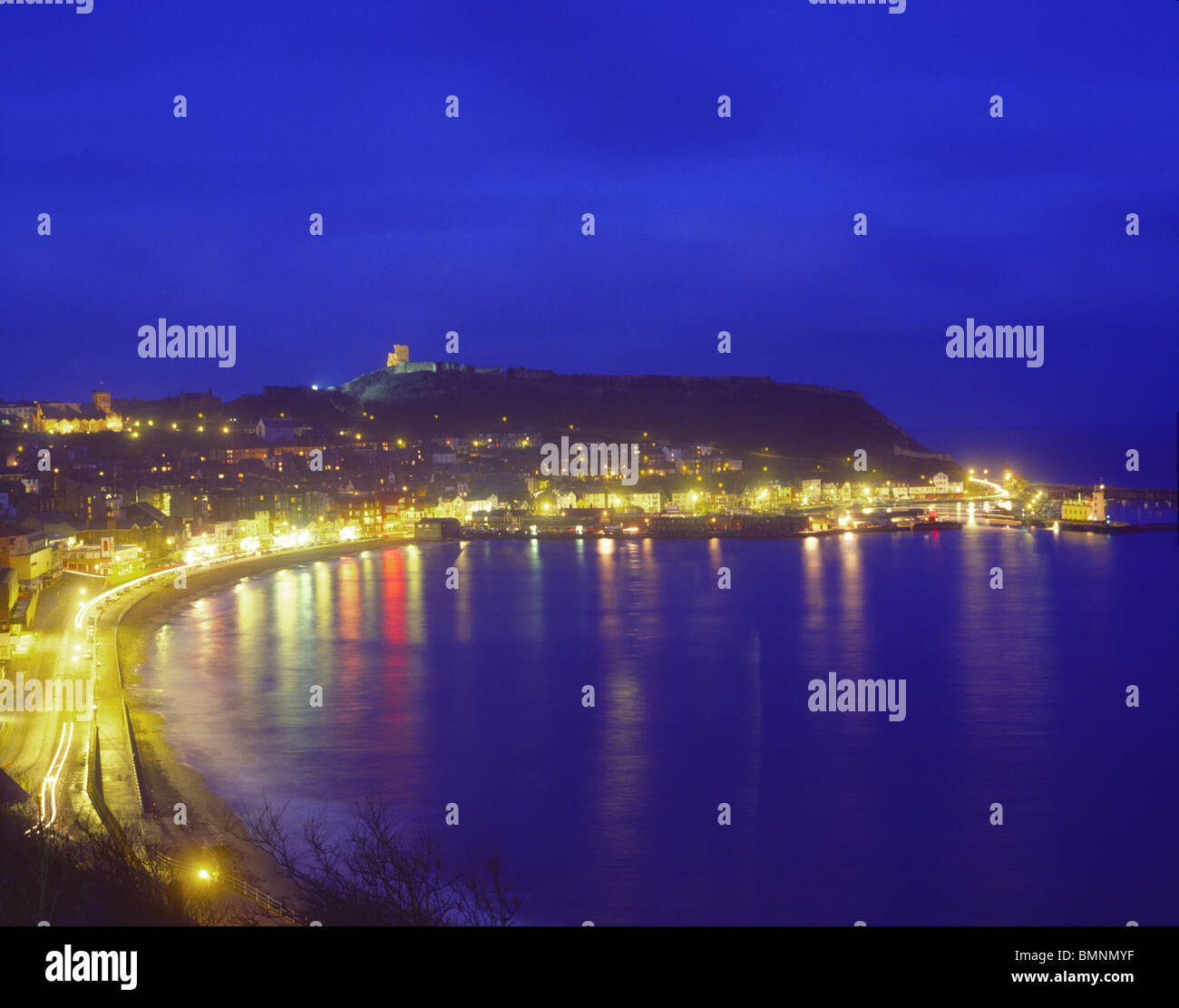 Scarborough at night hi-res stock photography and images - Alamy
