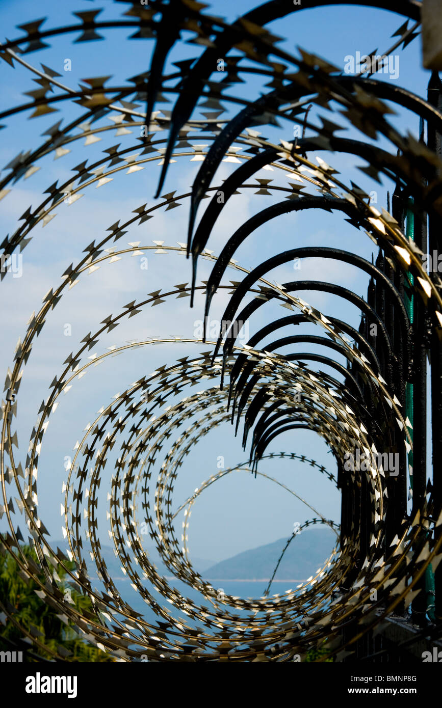 Hong Kong, Security Measures, Barbed Wire Stock Photo - Alamy