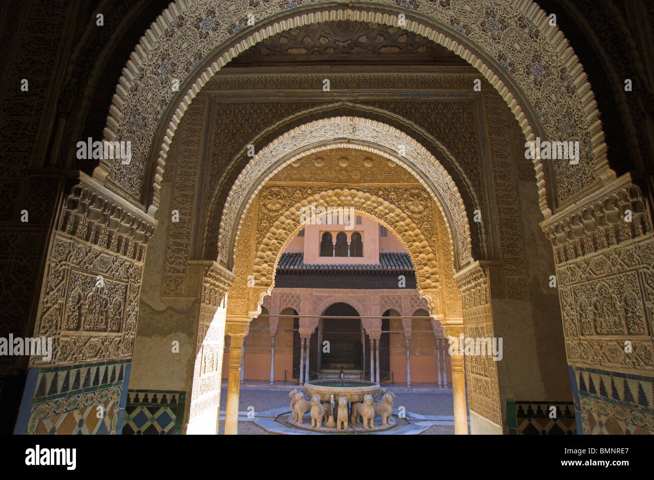 Alhambra Palace, Patio De Los Leones Stock Photo - Alamy