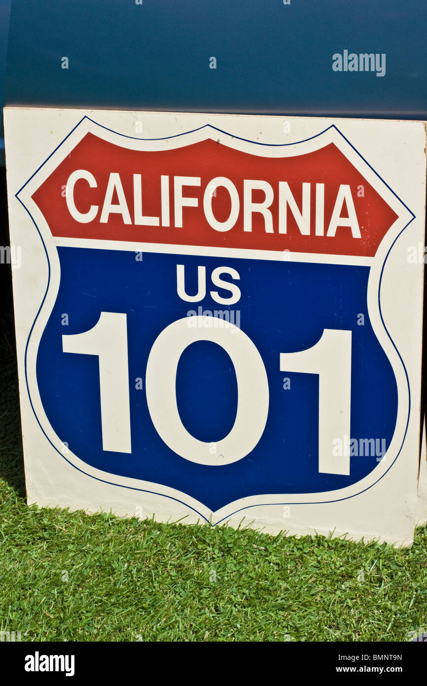 101 highway sign hi-res stock photography and images - Alamy