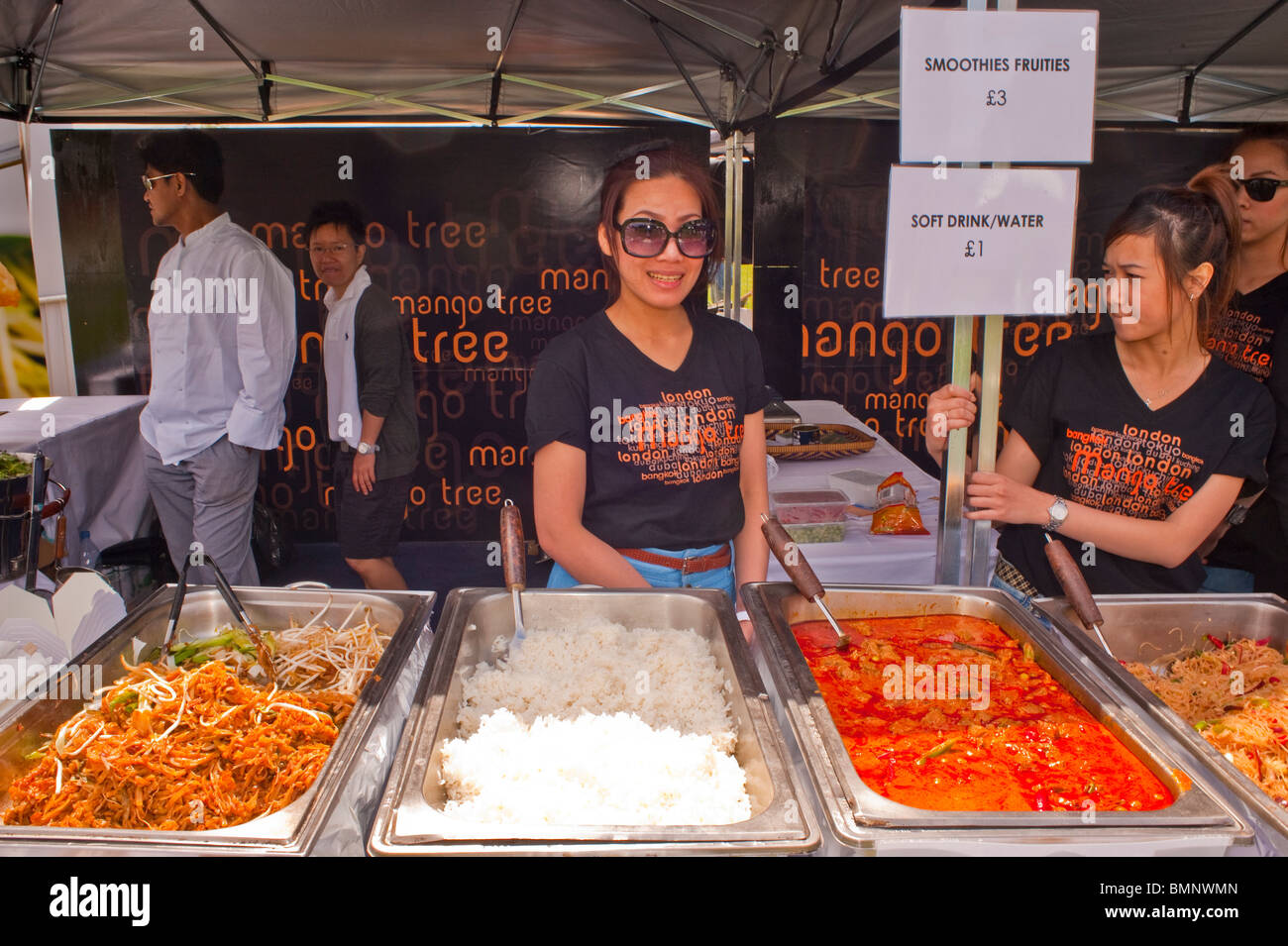 London outdoors people thai tourism travel uk outside asiatic hi-res ...