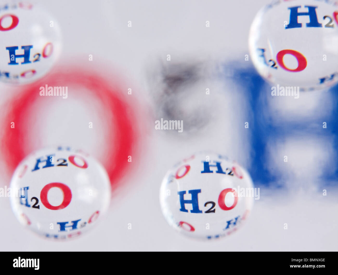 Water droplets suspended hi-res stock photography and images - Alamy