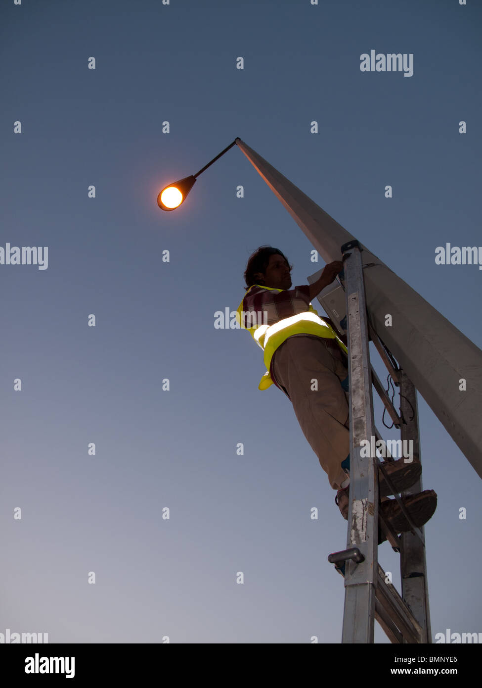 Light pole ladder hi-res stock photography and images - Alamy