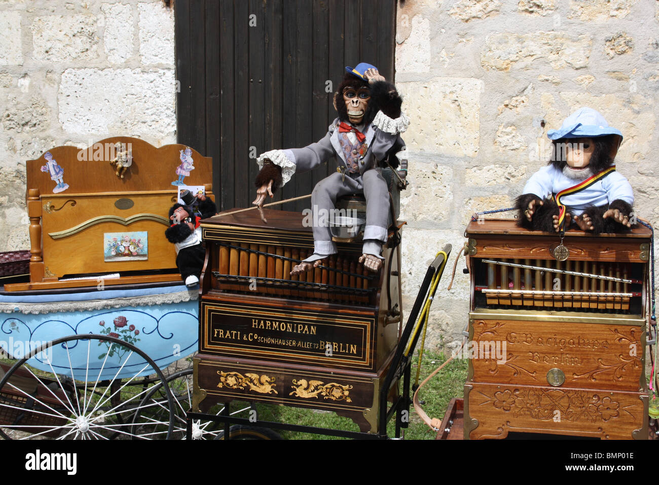 Barrel organ in old pram hi-res stock photography and images - Alamy