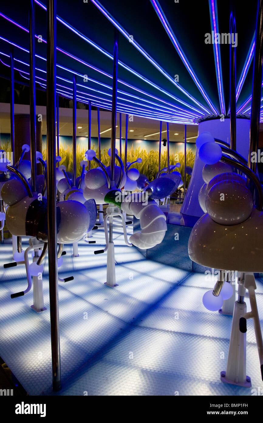 BAHRAIN CITY CENTRE SHOPPING MALL Stock Photo - Alamy